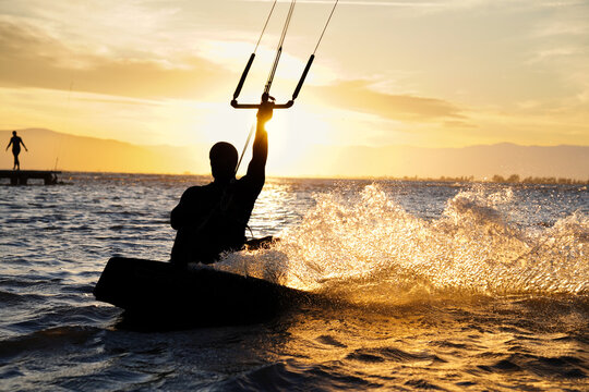 Paraboarding Bilder – Durchsuchen 51,201 Archivfotos, Vektorgrafiken ...