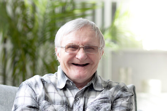 Old British Man Teeth