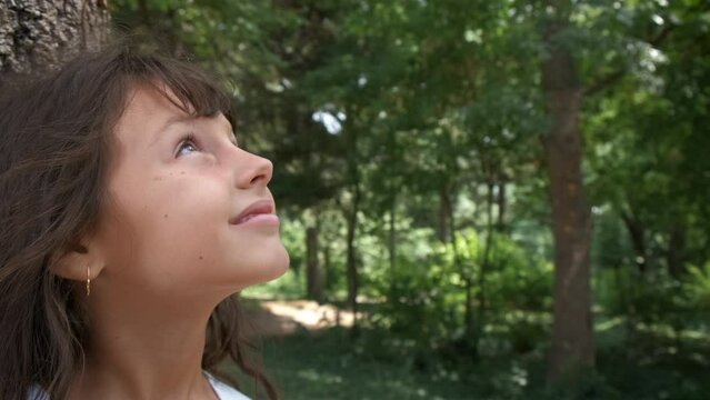 "Enjoy Forest"-Bilder: Stock-Fotos & -Videos. | Adobe Stock