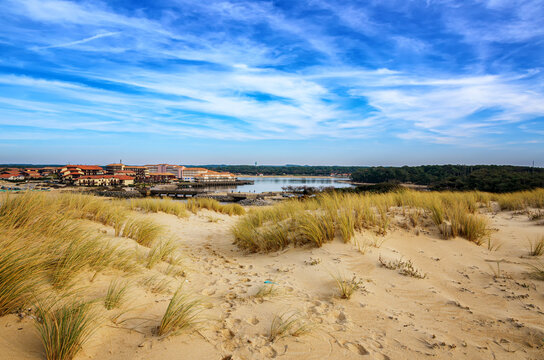 รูปภาพ"Plage – เลือกดูภาพถ่ายสต็อก เวกเตอร์ และวิดีโอ377,161 | Adobe Stock