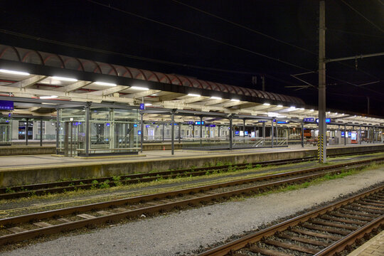 Bahnknotenpunkt Images – Browse 46 Stock Photos, Vectors, and Video ...