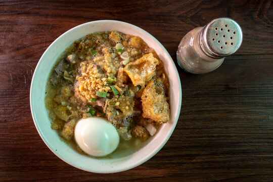 Batchoy Images – Browse 107 Stock Photos, Vectors, and Video | Adobe Stock