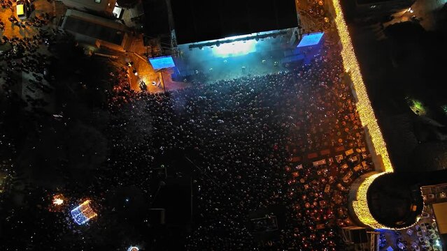 Concert Top View Images – Browse 10,159 Stock Photos, Vectors, and ...