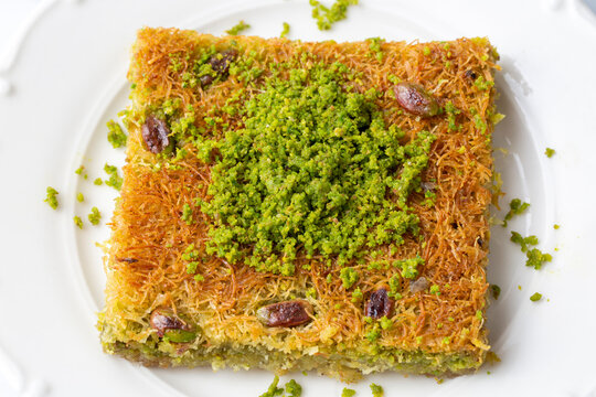 Imagens de Kadayif – Explore Fotografias do Stock, Vetores e Vídeos de 7,697 | Adobe Stock