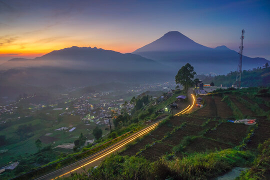 "Dieng Plateau"-Bilder: Stock-Fotos & -Videos. | Adobe Stock