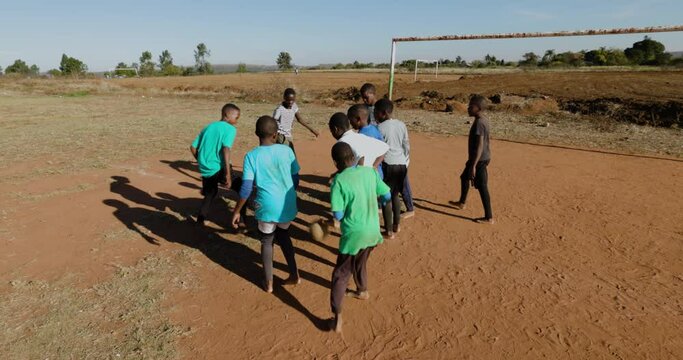 "Kids' Soccer"-Bilder: Stock-Fotos & -Videos. | Adobe Stock