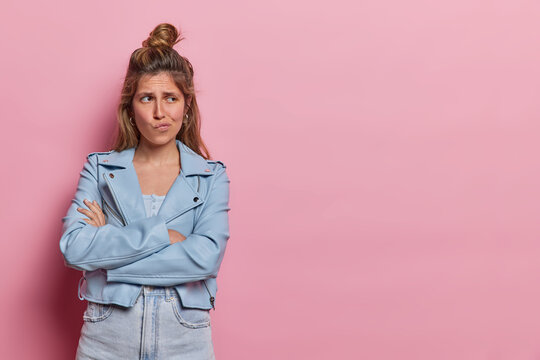 Imágenes de Displeasure: descubre bancos de fotos, ilustraciones ...