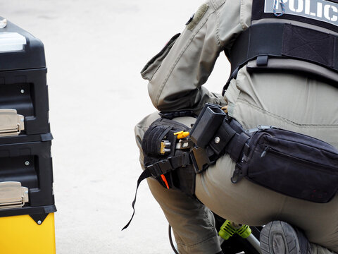 รูปภาพEod – เลือกดูภาพถ่ายสต็อก เวกเตอร์ และวิดีโอ3,224 | Adobe Stock