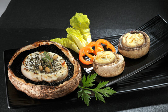 "Champignons De Paris"-Bilder: Stock-Fotos & -Videos. | Adobe Stock