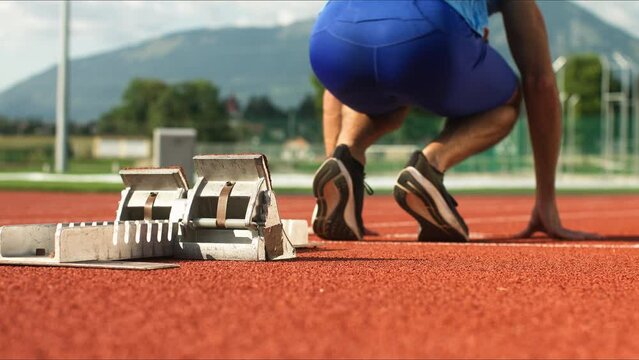 Sprinter Starting Block Images – Browse 5,533 Stock Photos, Vectors ...