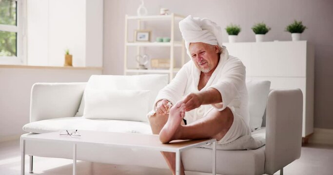 Funny Spa Images – Browse 61,038 Stock Photos, Vectors, and Video ...