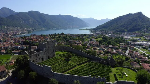 รูปภาพParatico – เลือกดูภาพถ่ายสต็อก เวกเตอร์ และวิดีโอ215 | Adobe Stock