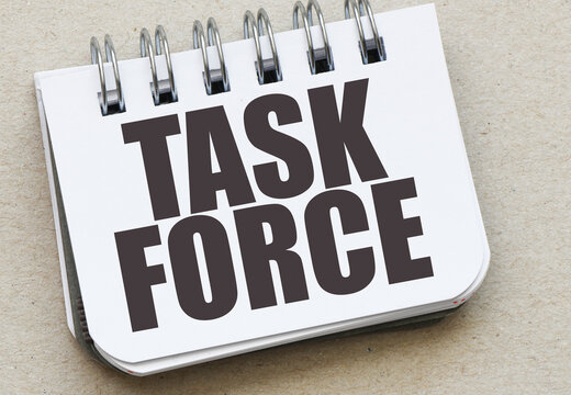 "Task Force" Immagini - Sfoglia 7,702 foto, vettoriali e video Stock ...