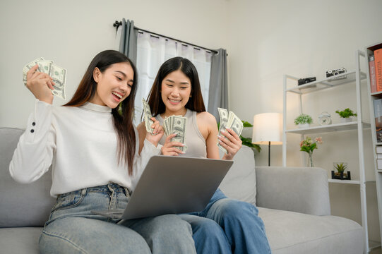 "Earn Money" Images – Browse 3,432 Stock Photos, Vectors, and Video ...