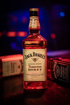 รูปภาพWisky – เลือกดูภาพถ่ายสต็อก เวกเตอร์ และวิดีโอ2,043 | Adobe Stock