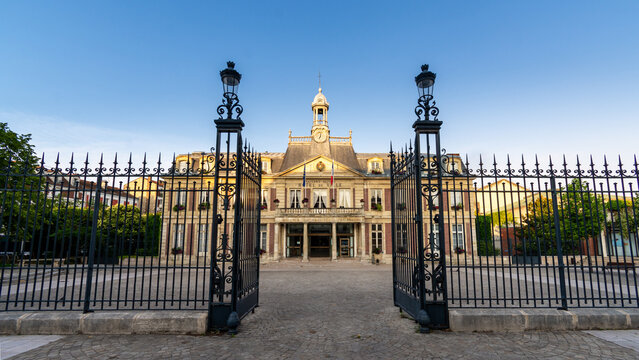 Cama Gendarmerie Maison Alforty | Ventana Blog
