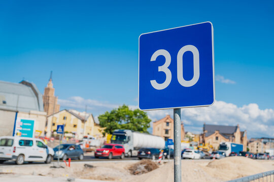 "Speed Limit" Bilder – Durchsuchen 29,439 Archivfotos, Vektorgrafiken ...