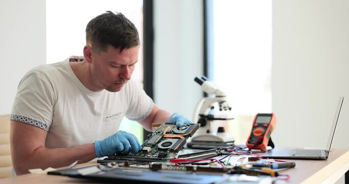 "Computer Repair" Images – Browse 9,525 Stock Photos, Vectors, and ...