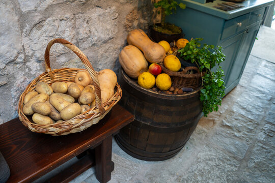 「じゃがいも」の写真素材 | 1,812,254件の無料イラスト画像 | Adobe Stock