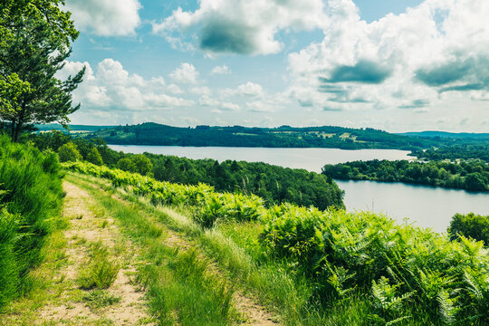 "Chemin " Bilder – Durchsuchen 102,566 Archivfotos, Vektorgrafiken und ...