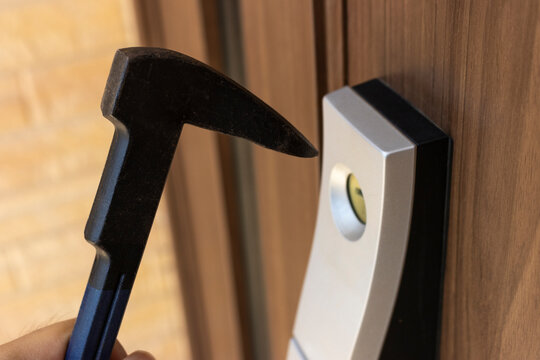 รูปภาพ"Pry – เลือกดูภาพถ่ายสต็อก เวกเตอร์ และวิดีโอ34,400 | Adobe Stock