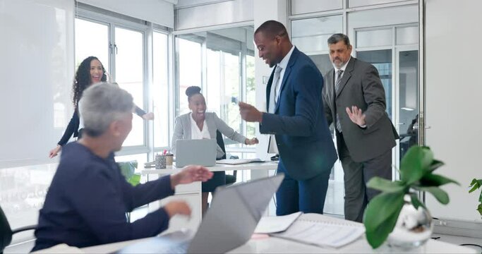 Happy Workforce Images – Browse 28,532 Stock Photos, Vectors, and Video ...