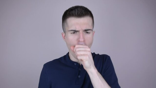 "Man Coughing"-Bilder: Stock-Fotos & -Videos. | Adobe Stock