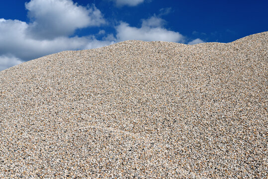 「Gravel-Pit」の写真素材 | 6,991件の無料イラスト画像 | Adobe Stock