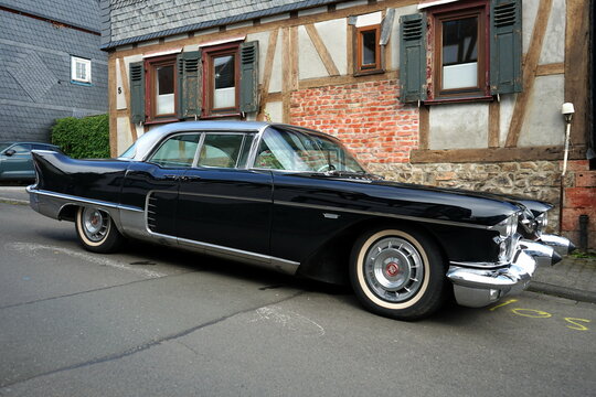 "Golden Oldies" Images – Browse 2,923 Stock Photos, Vectors, and Video ...