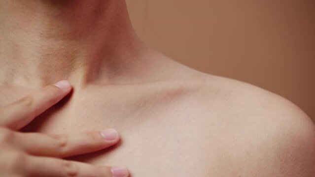 Shoulder Skin Images – Browse 363,906 Stock Photos, Vectors, and Video ...