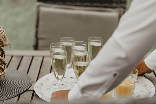 Champain Bilder – Durchsuchen 1,824 Archivfotos, Vektorgrafiken und ...