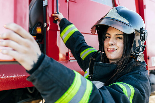 "Fire Engine" Images – Browse 49,220 Stock Photos, Vectors, and Video ...