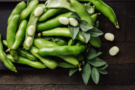 "Fava Bean Immagini - Sfoglia 36,892 foto, vettoriali e video Stock ...