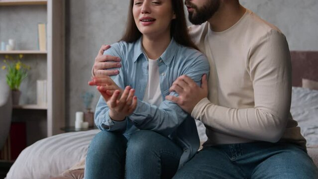 Couple Crying Images Browse 36 254 Stock Photos Vectors And Video