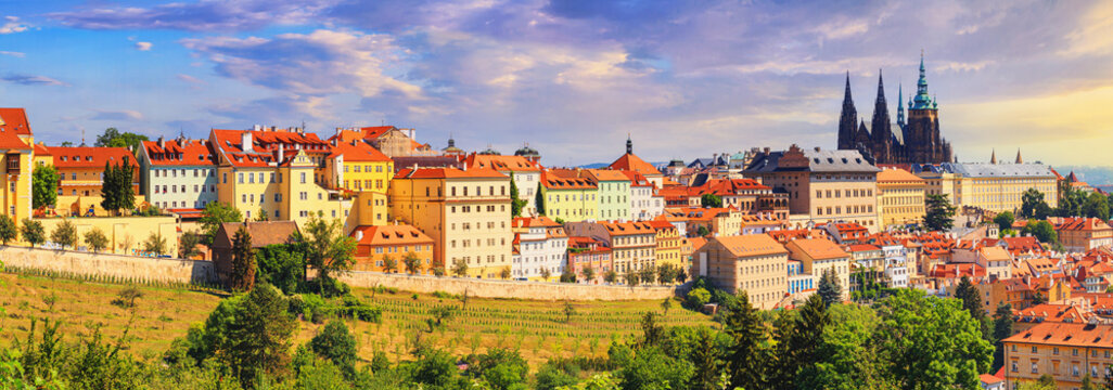 "Prague Castle" Images – Browse 8,302 Stock Photos, Vectors, and Video ...