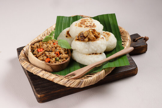 「Ulen」の写真素材 | 88件の無料イラスト画像 | Adobe Stock