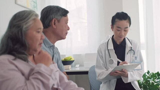 Doctor Rack Card Images – Browse 1,408 Stock Photos, Vectors, and Video ...