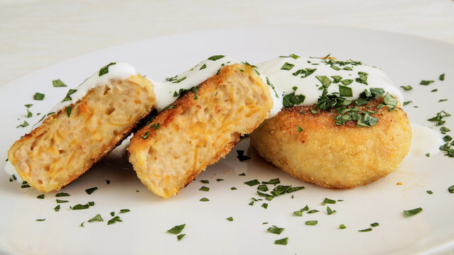 "Rissoles Images – Browse 11,539 Stock Photos, Vectors, and Video ...