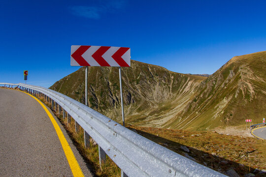 Transal Bilder – Durchsuchen 380 Archivfotos, Vektorgrafiken und Videos ...