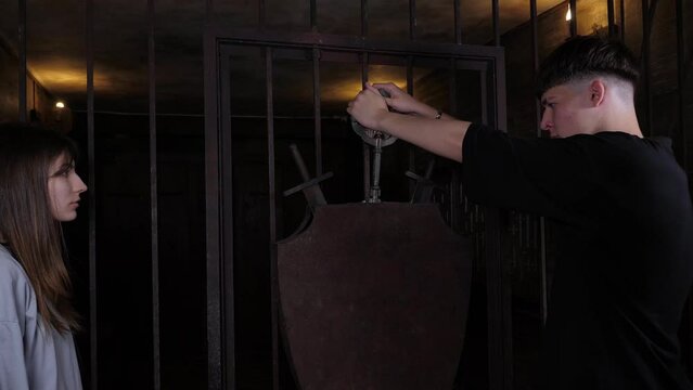 Iron Giant Code Stock Videos – 1 HD & 4K Footage Clips | Adobe Stock