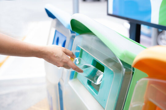 "Waste Bin" Images – Parcourir 259,592 le catalogue de photos, vecteurs ...