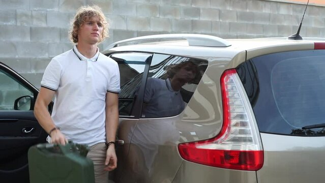 "Out Of Gas" Images – Browse 323 Stock Photos, Vectors, and Video ...