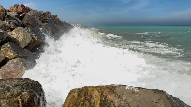 Breakwaters Images – Browse 529,629 Stock Photos, Vectors, and Video ...