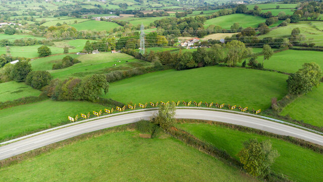 "Sharp Bend"-Bilder: Stock-Fotos & -Videos. | Adobe Stock