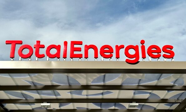 "Borne De Recharge" Images – Browse 156 Stock Photos, Vectors, and ...