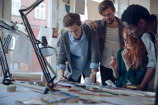 "Group Project" Images – Browse 182 Stock Photos, Vectors, and Video ...