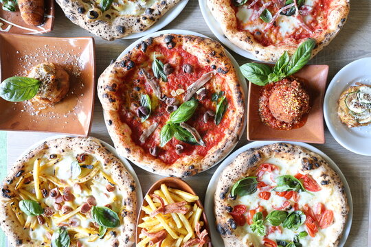 Pietanze Images – Browse 9,366 Stock Photos, Vectors, and Video | Adobe ...