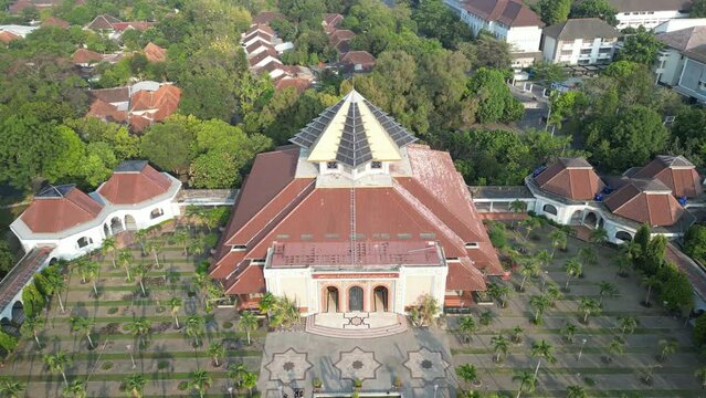 Universitas Images – Browse 154 Stock Photos, Vectors, and Video ...