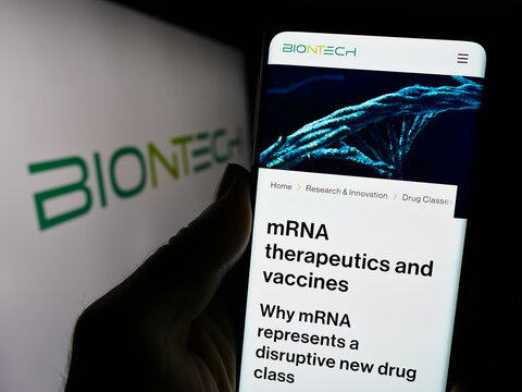 Biontech Bilder – Durchsuchen 4,723 Archivfotos, Vektorgrafiken und ...