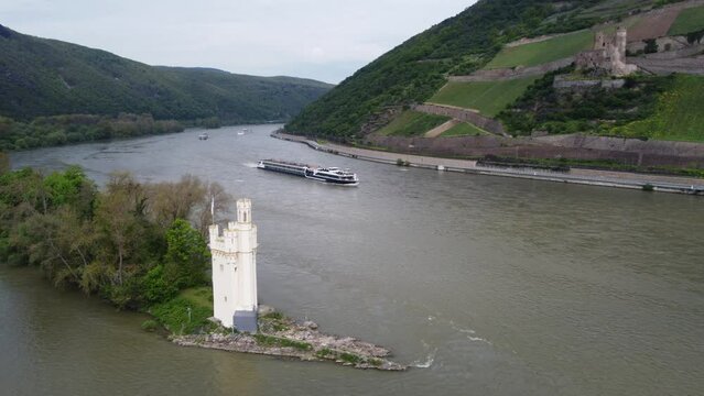 "Binger Loch" Bilder – Durchsuchen 133 Archivfotos, Vektorgrafiken und Videos | Adobe Stock